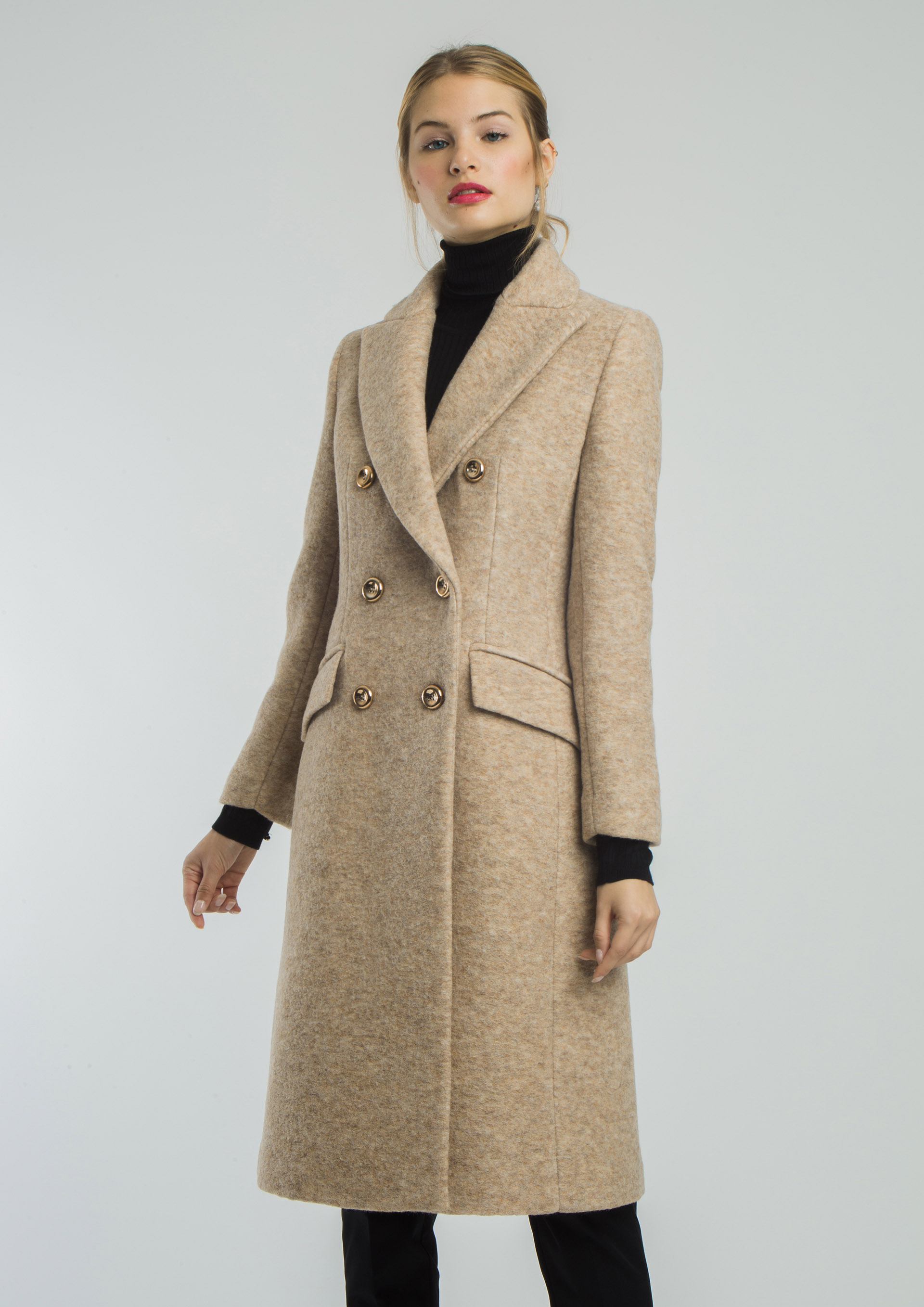 Abrigo largo recto beige